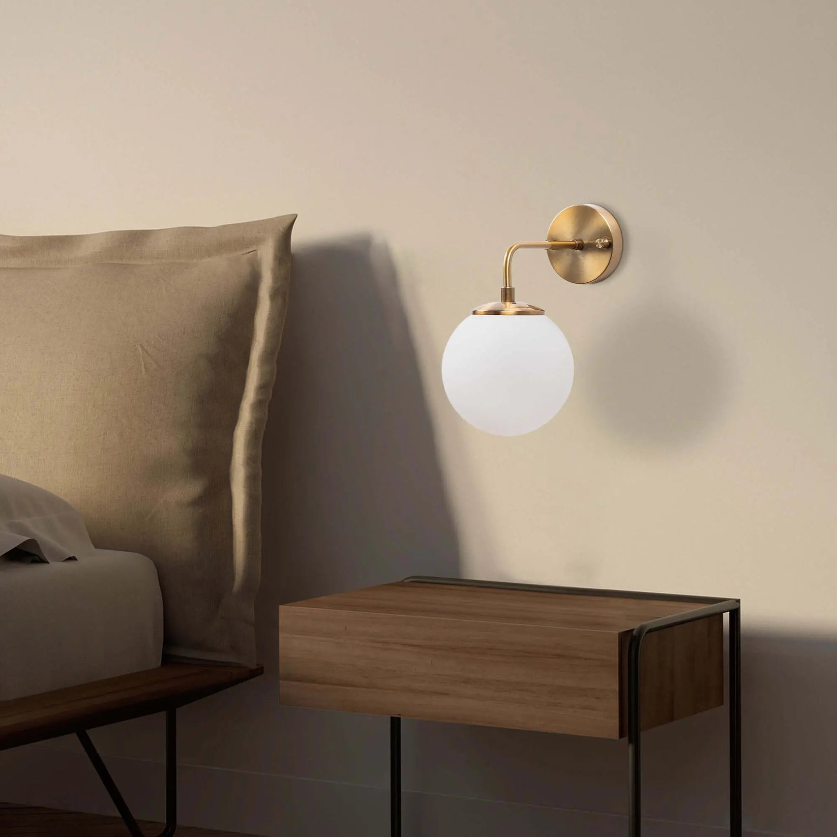 Sphere Elegance Wall Gold – SwiftBeacon